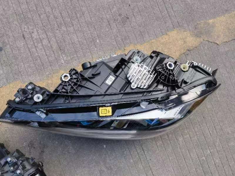 ORIGINAL BMW G80 M3/ G82 M4 LASER HEADLIGHTS WITH MODULES – Aero Carbon UK